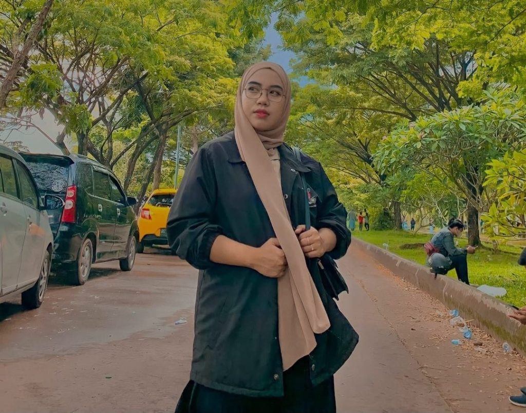 Mengenal Dekat Profil Dan Biodata Indah Yastami ! Nama Asli Umur Agama ...