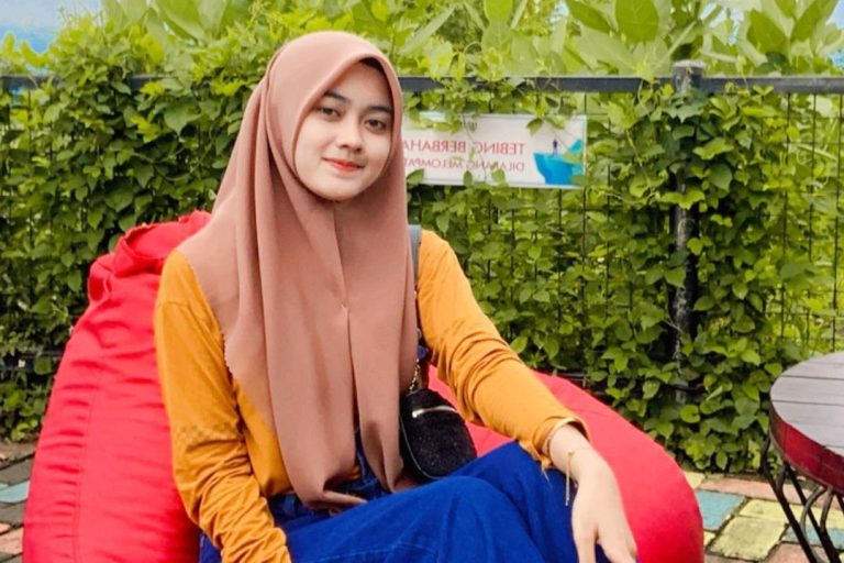 Profil Biodata Tiara Amora Lengkap, Umur, Agama, dan Akun Instagram ...