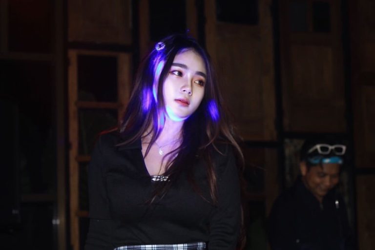 Profil Biodata Eka Jungs, Penyanyi Dangdut Cantik Asal Semarang, Jawa Tengah – Lagi Trending