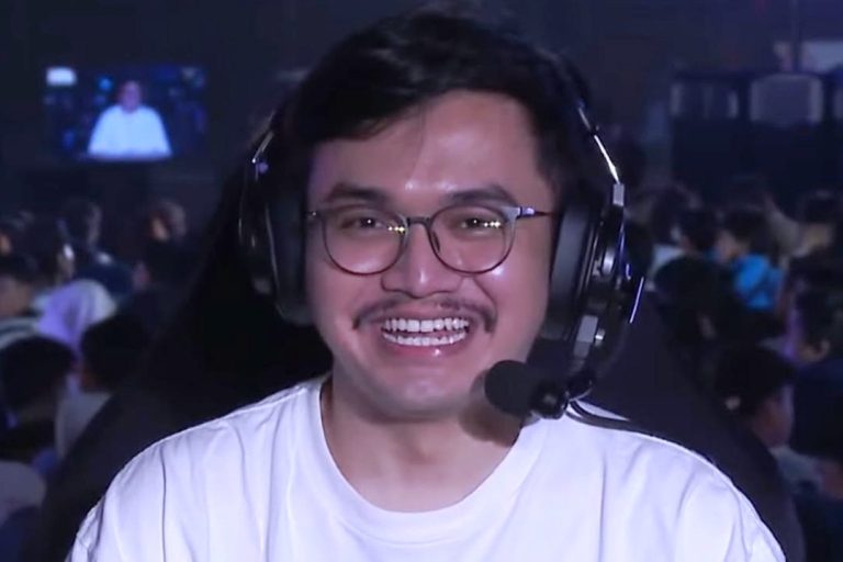 Profil Biodata Ade Setiawan, Streamer dan Influencer Parfum Asal ...